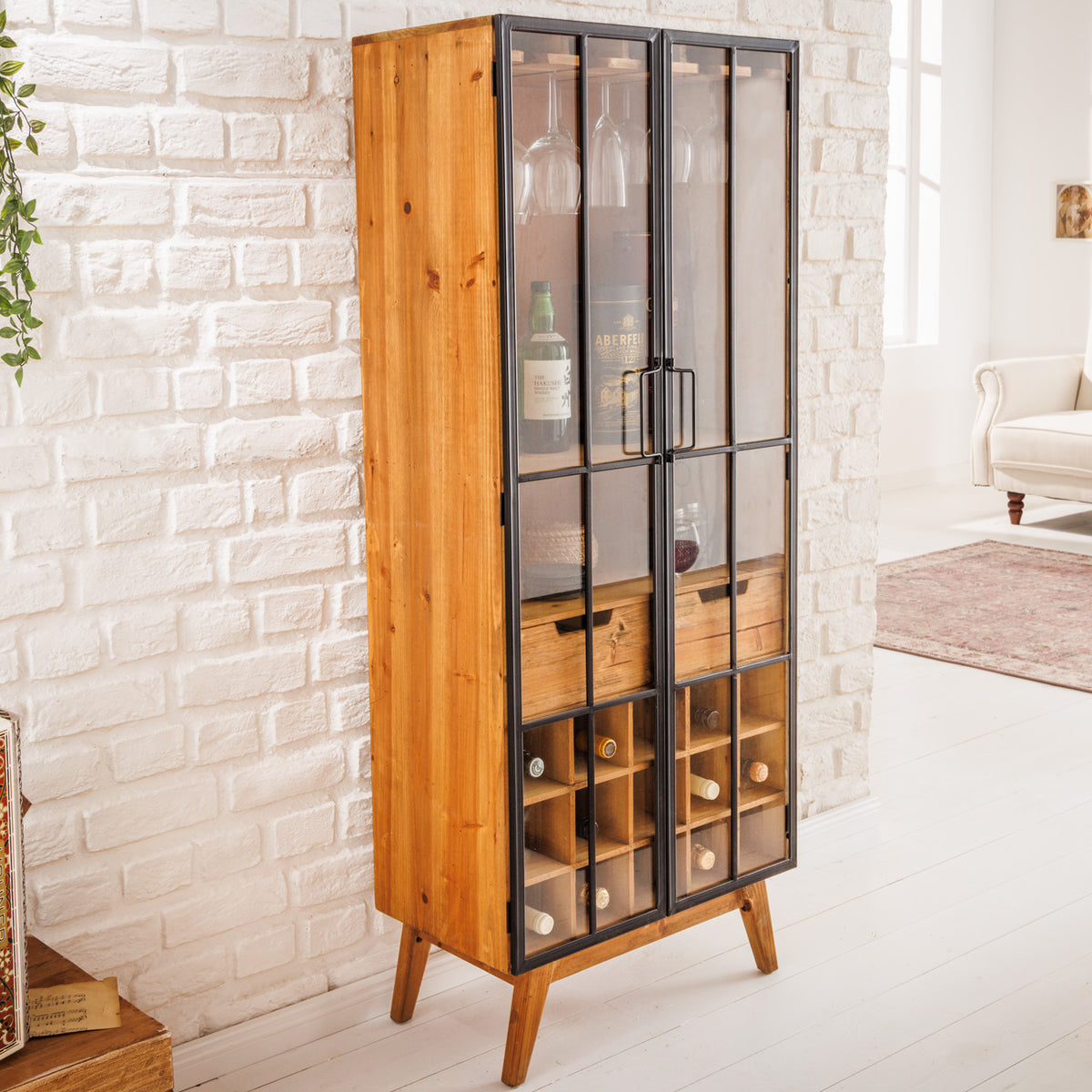 Display Cases – Invicta Interior